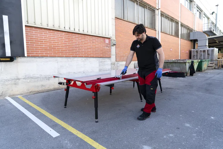 Rubi work table store